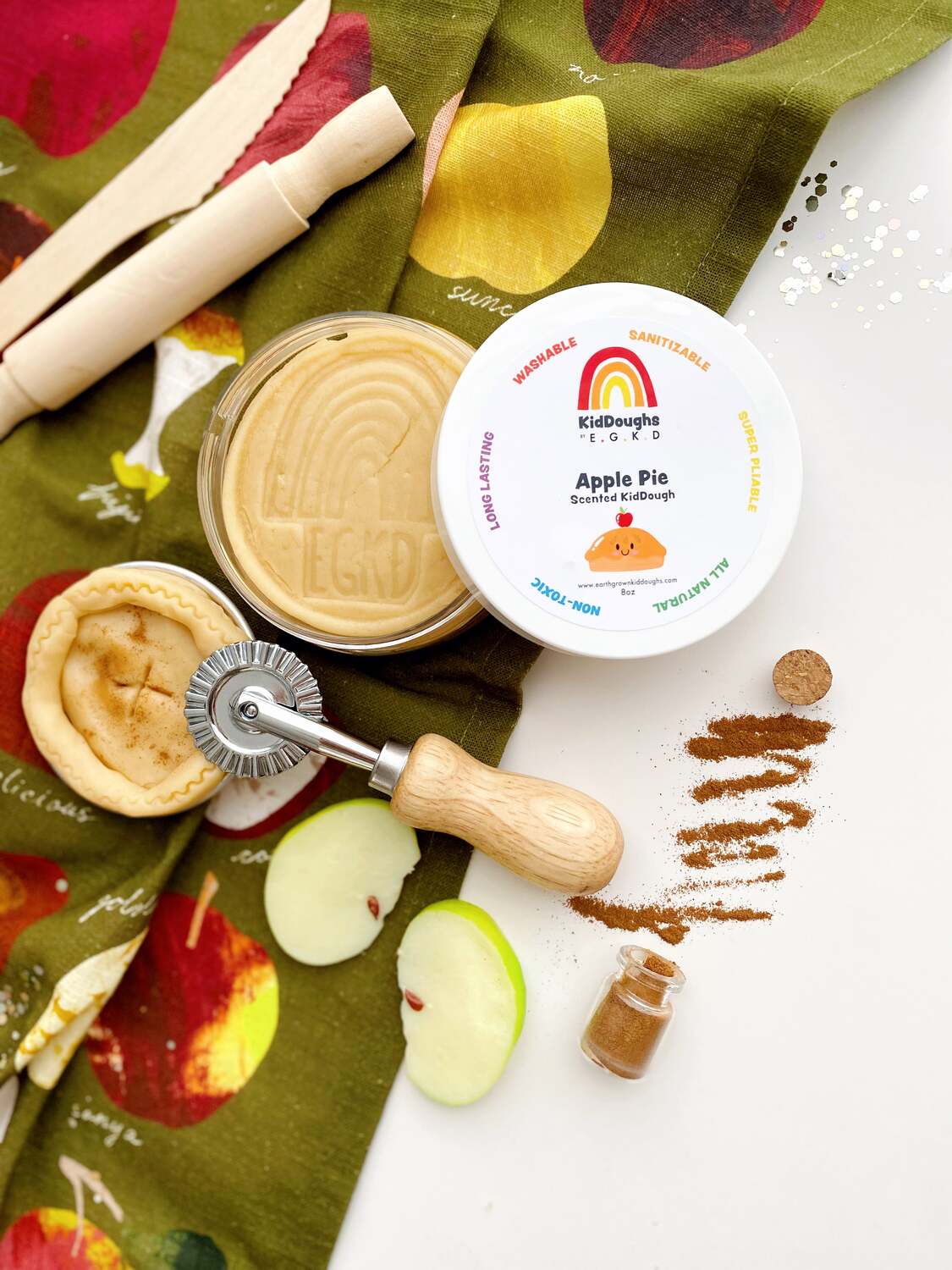 Apple Pie Sensory Play Dough Kit – Learning Post & Toys